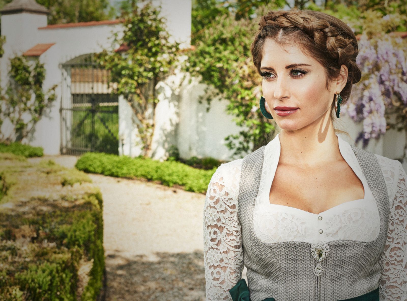 Catherine Hummels by Angermaier – exclusive Trachten & DirndlCouture